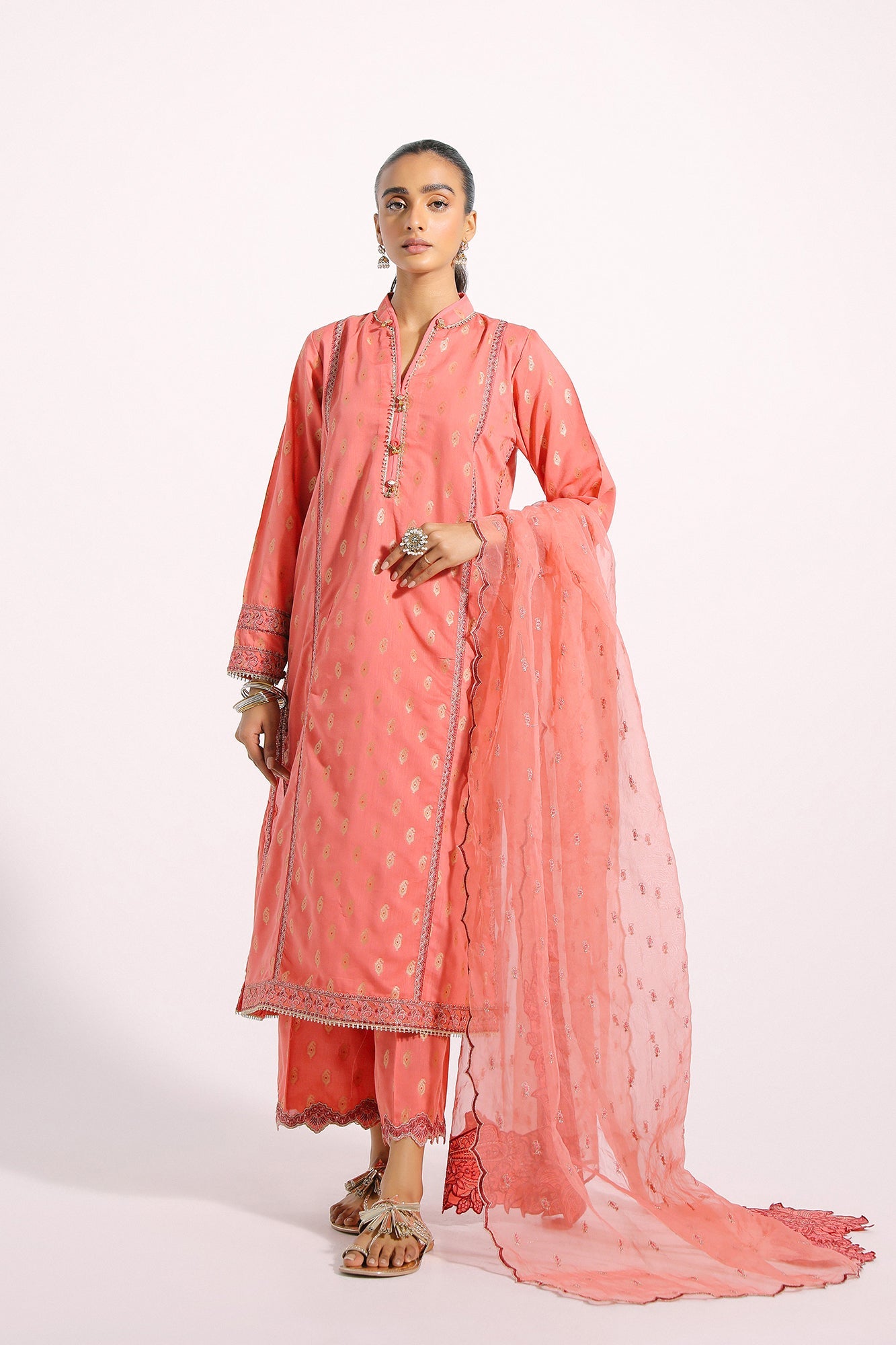 ETHNIC WOMEN - CAPSULE SUMMER COLLECTION 2023 - PRET – Ethnic Global