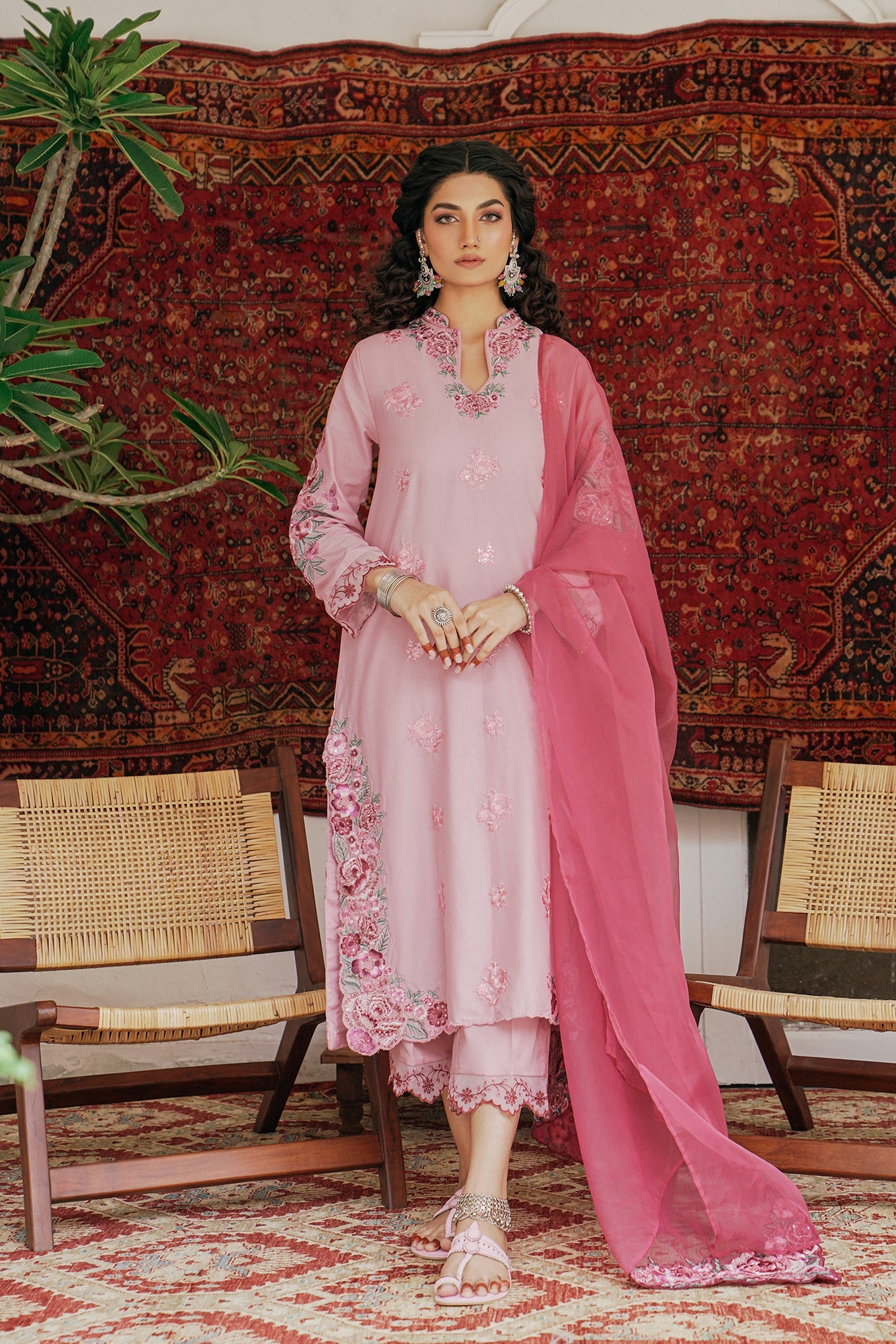 ETHNIC WOMEN - CAPSULE SUMMER COLLECTION 2023 – Ethnic Global