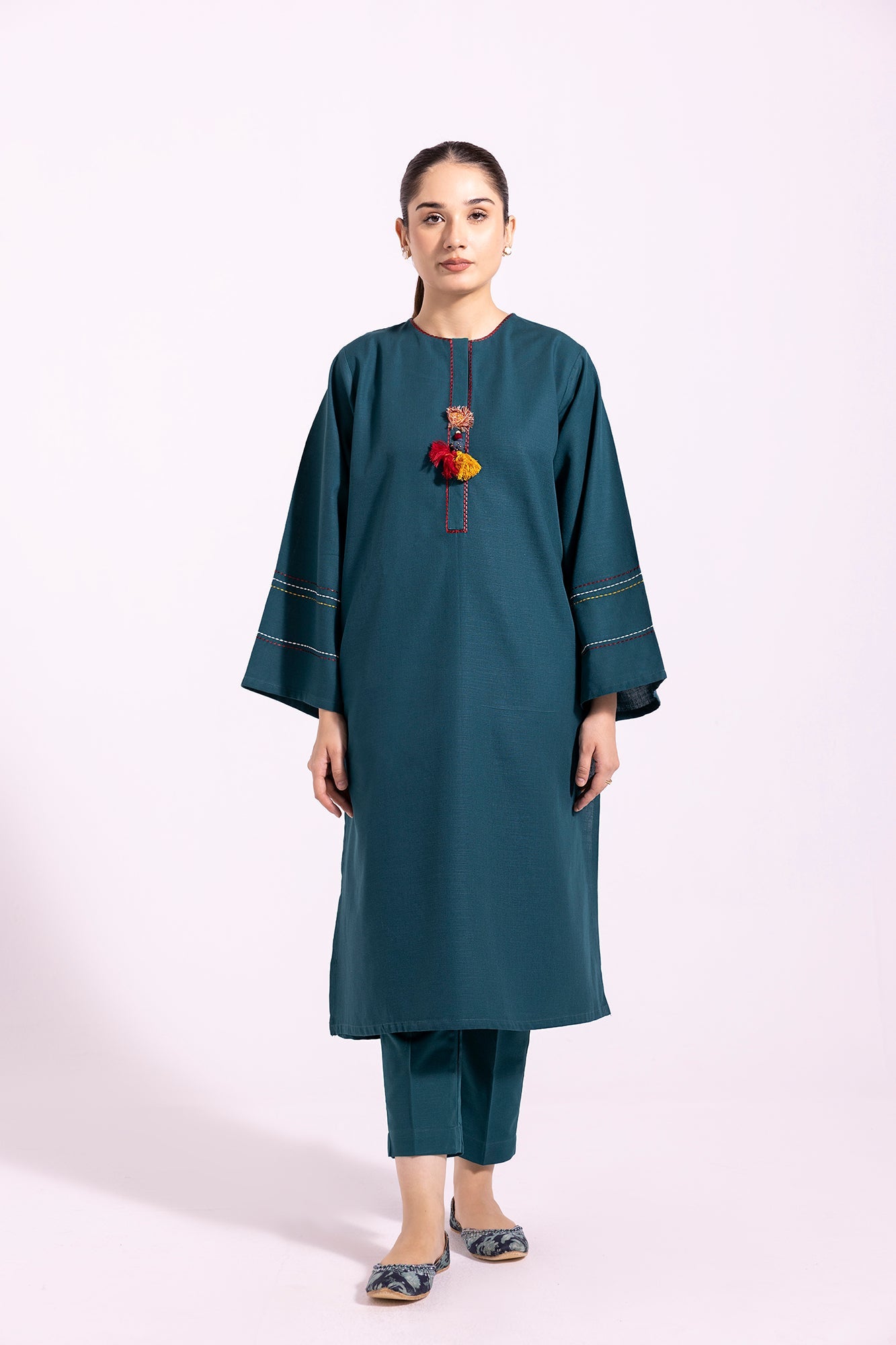 ETHNIC WOMEN - WINTER COLLECTION 2023 – Ethnic Global